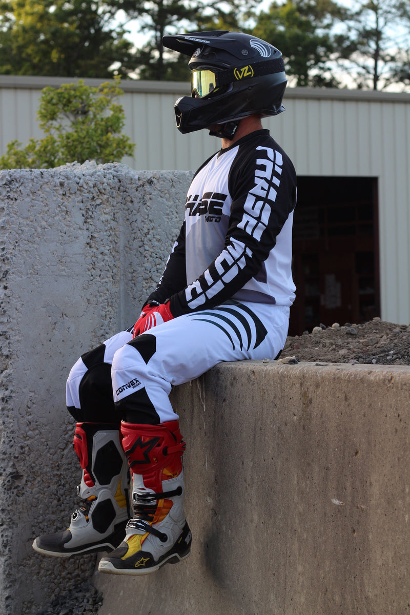 CONVEX SOLAR PANT (BLACK/WHITE) – phasemoto